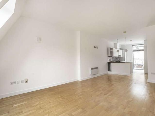 2 Bedroom Flat