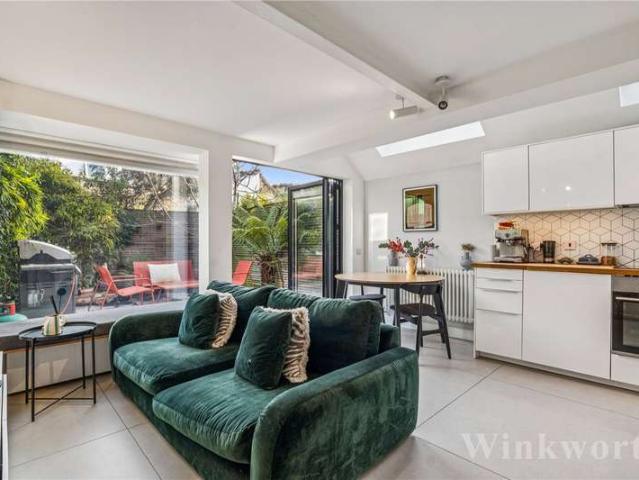 2 Bedroom Flat