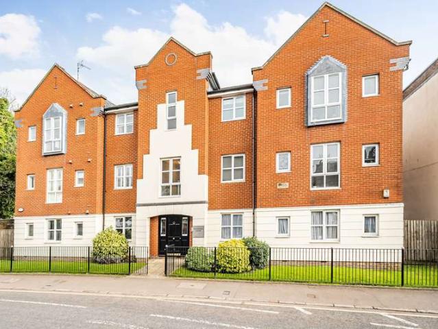 2 Bedroom Flat