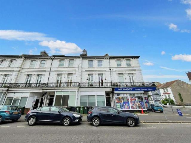 2 Bedroom Flat