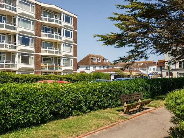 2 Bedroom Flat