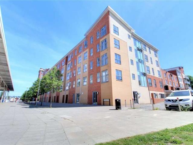 2 Bedroom Flat