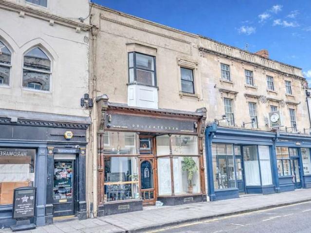 2 Bedroom Flat