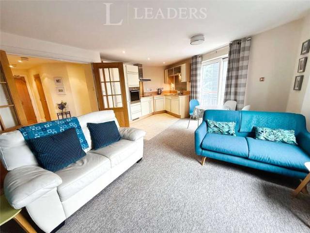 2 Bedroom Flat