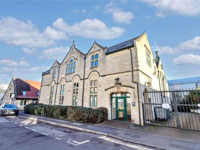 2 Bedroom Flat