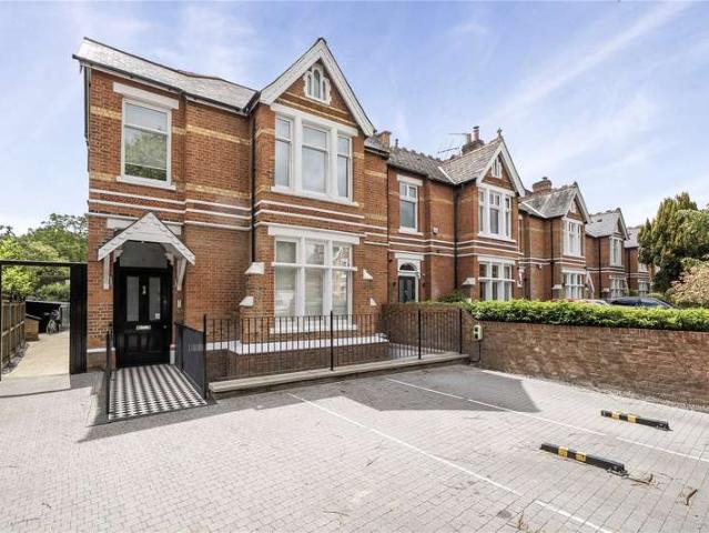 2 Bedroom Flat