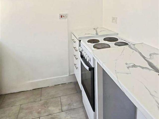 2 Bedroom Flat