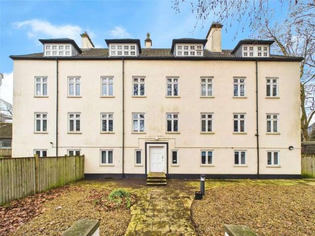 2 Bedroom Flat