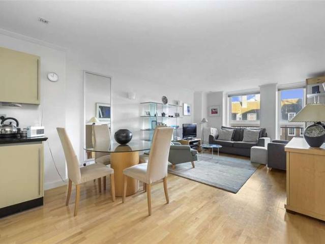 2 Bedroom Flat