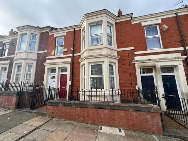 2 Bedroom Flat