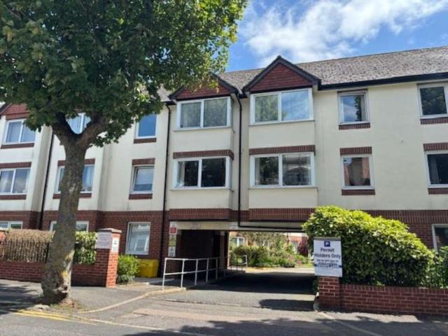 2 Bedroom Flat