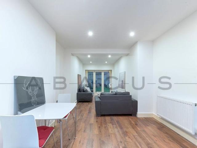 2 Bedroom Flat