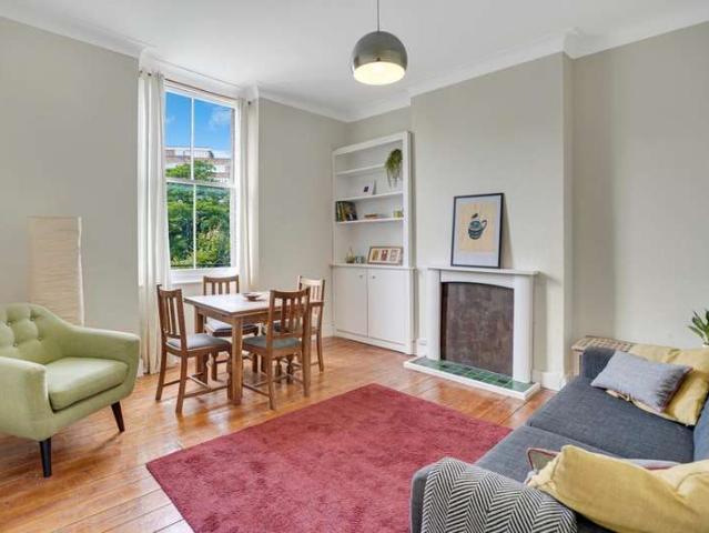 2 Bedroom Flat