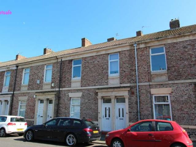 2 Bedroom Flat