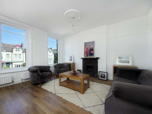 2 Bedroom Flat