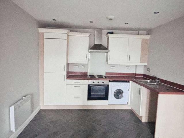 2 Bedroom Flat