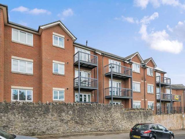 2 Bedroom Flat