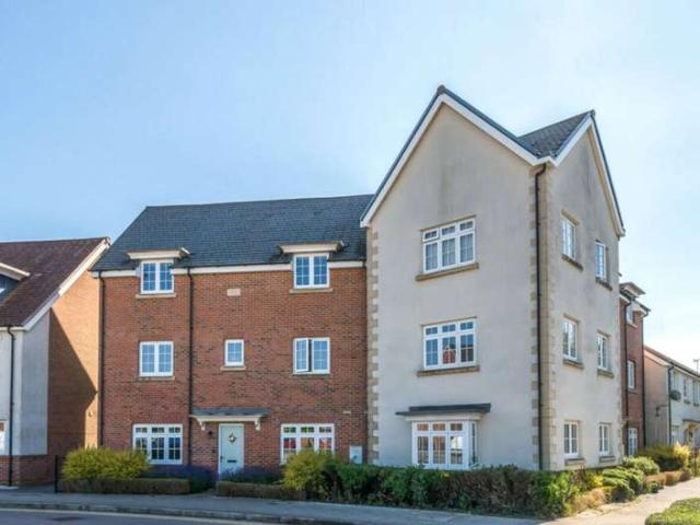 2 Bedroom Flat