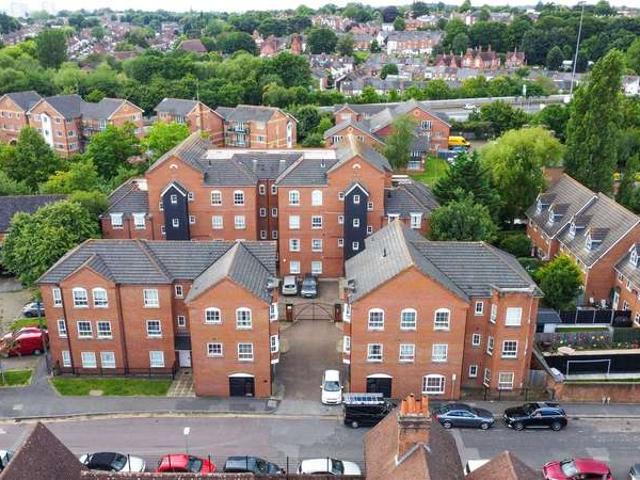 2 Bedroom Flat