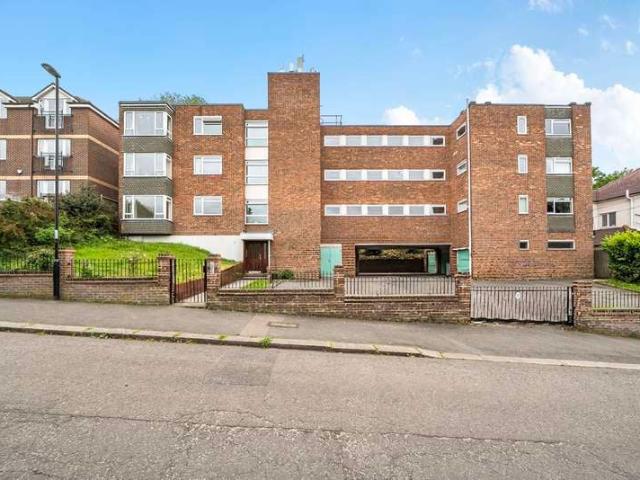 2 Bedroom Flat