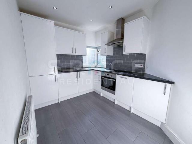 2 Bedroom Flat