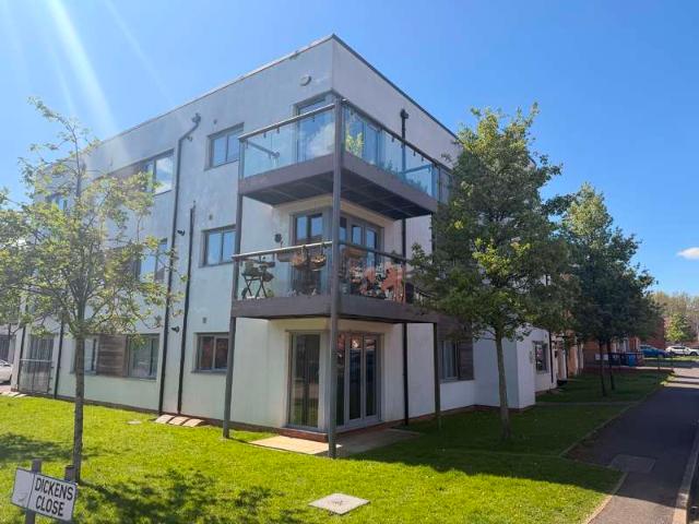 2 Bedroom Flat