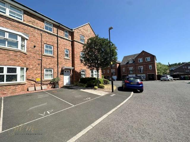 2 Bedroom Flat