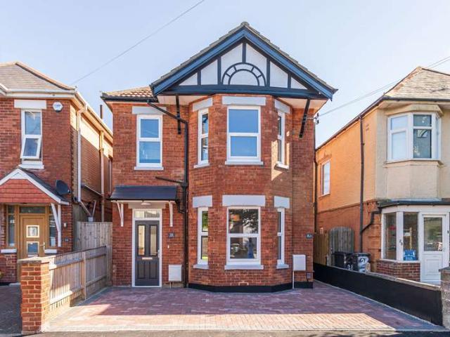 2 Bedroom Flat