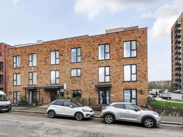 2 Bedroom Flat