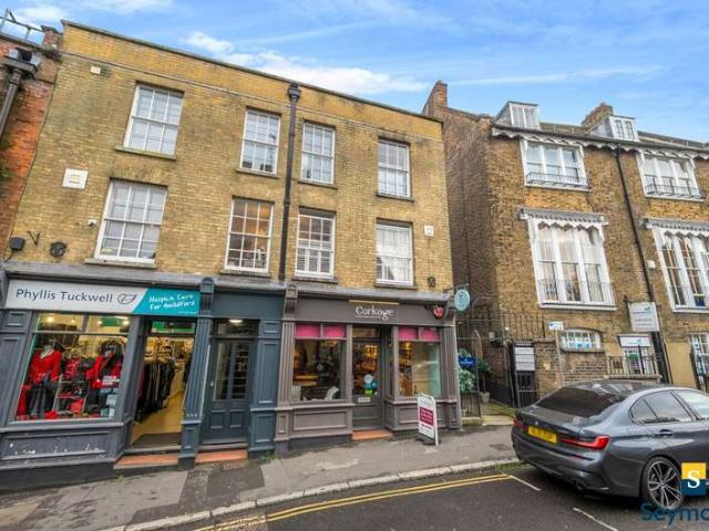 2 Bedroom Flat