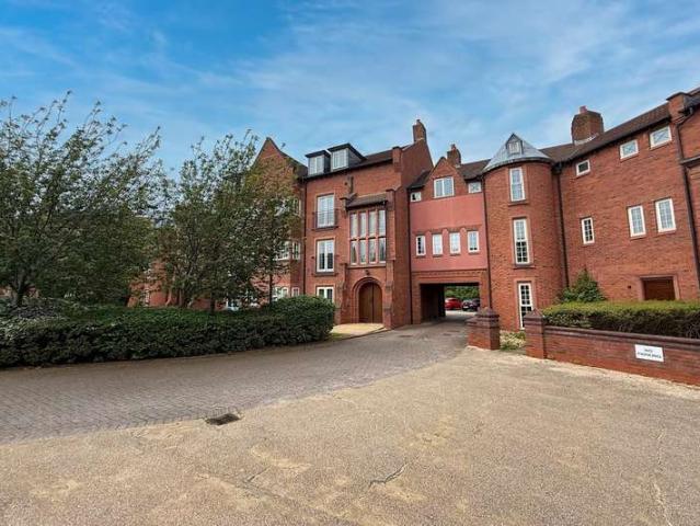 2 Bedroom Flat