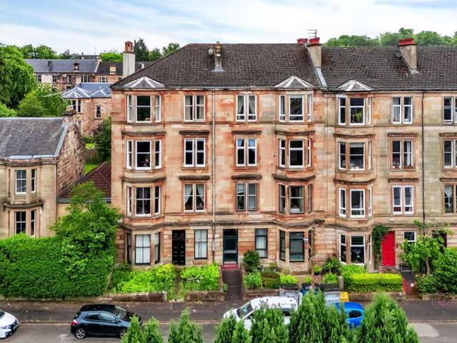 2 Bedroom Flat