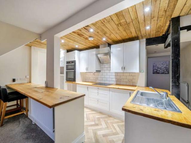 2 Bedroom Flat
