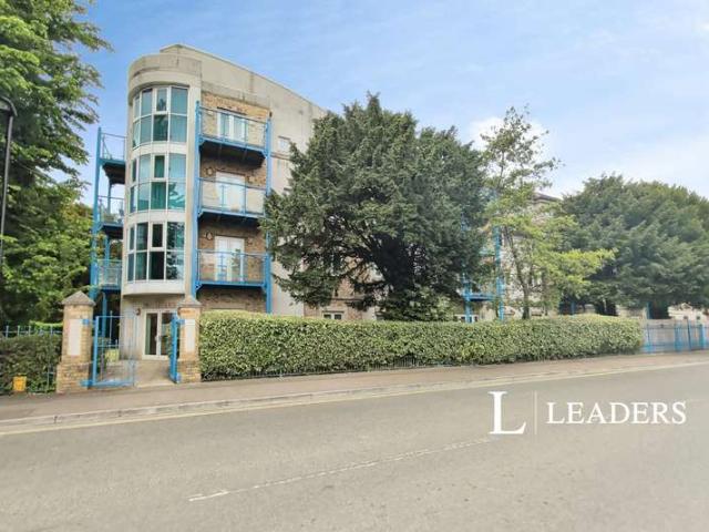 2 Bedroom Flat