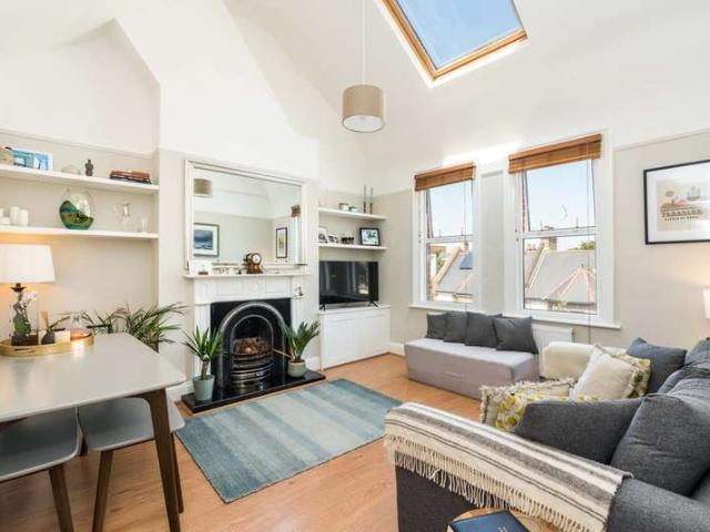 2 Bedroom Flat