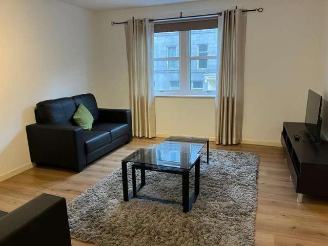 2 Bedroom Flat