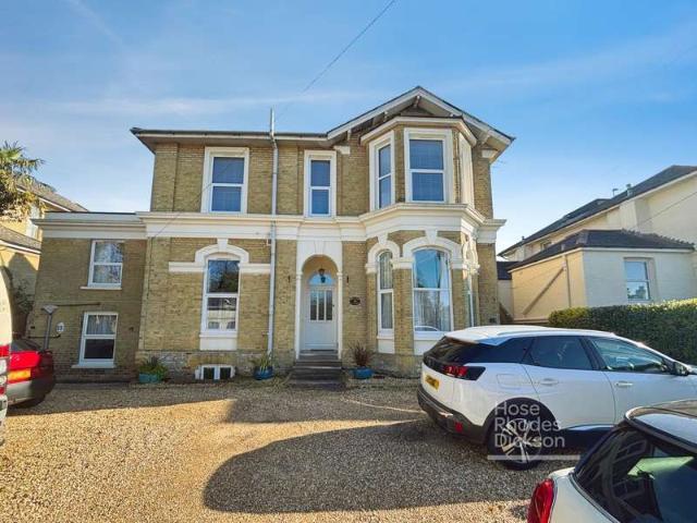 2 Bedroom Flat