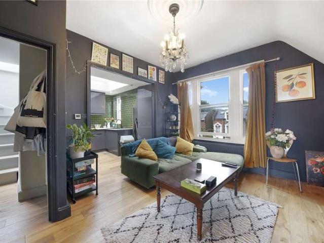 2 Bedroom Flat