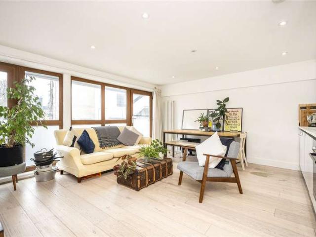 2 Bedroom Flat
