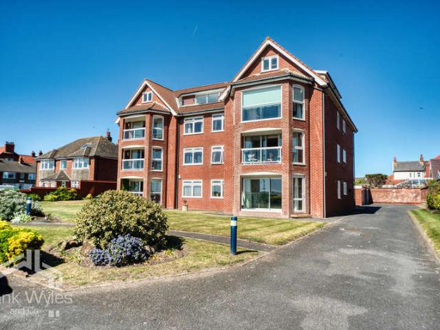 2 Bedroom Flat