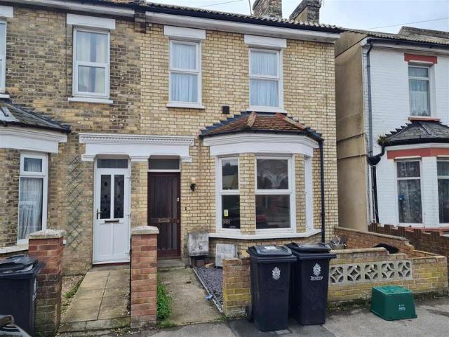 2 Bedroom Flat