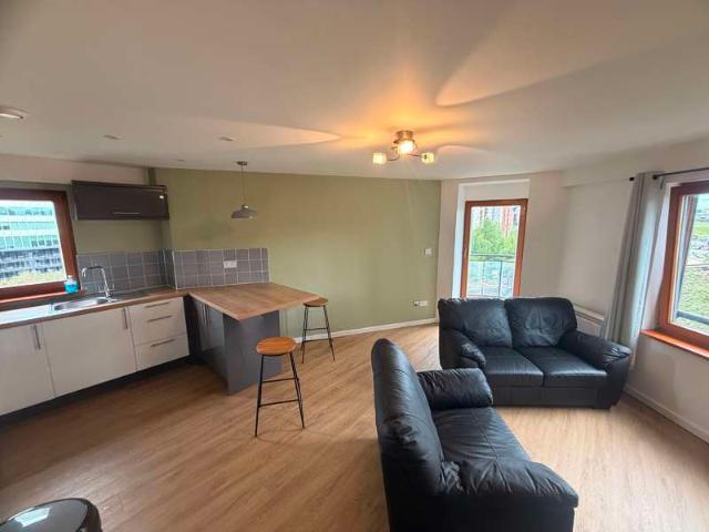 2 Bedroom Flat