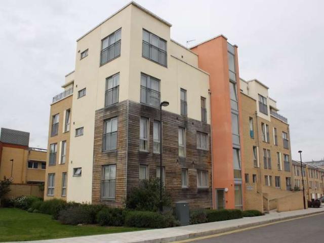 2 Bedroom Flat