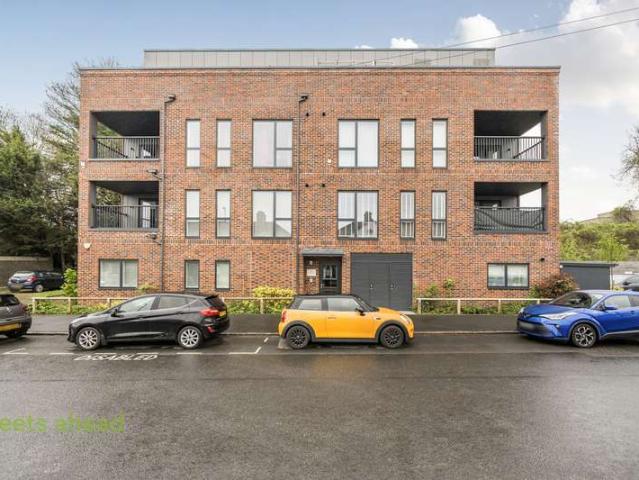 2 Bedroom Flat