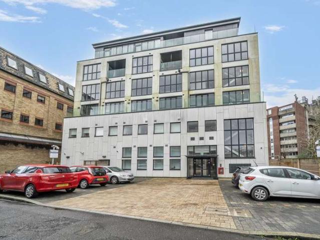 2 Bedroom Flat
