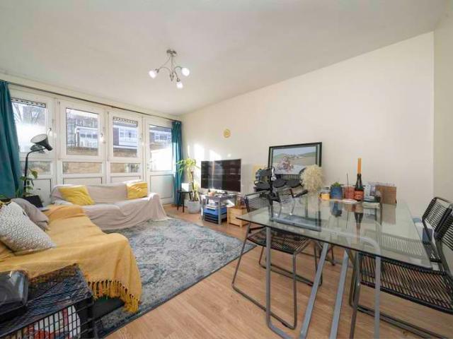2 Bedroom Flat