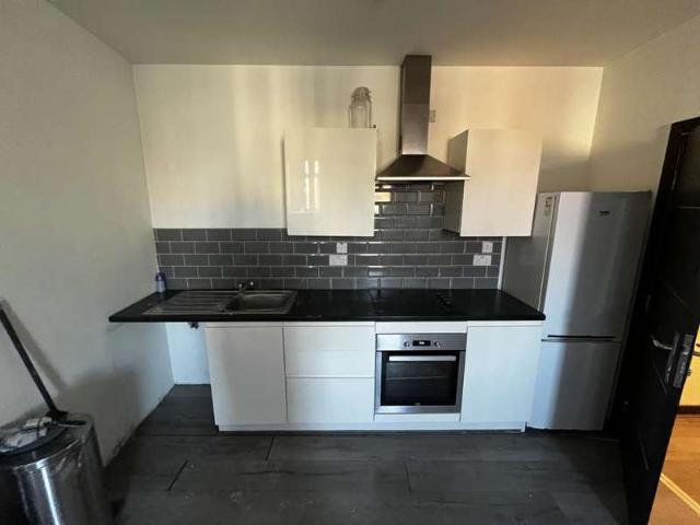 2 Bedroom Flat