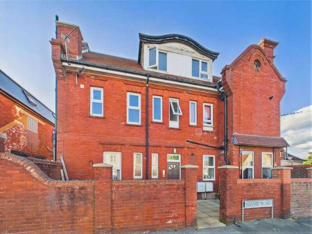 2 Bedroom Flat