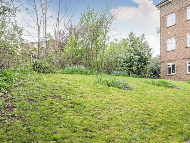 2 Bedroom Flat