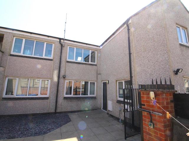 2 Bedroom Flat